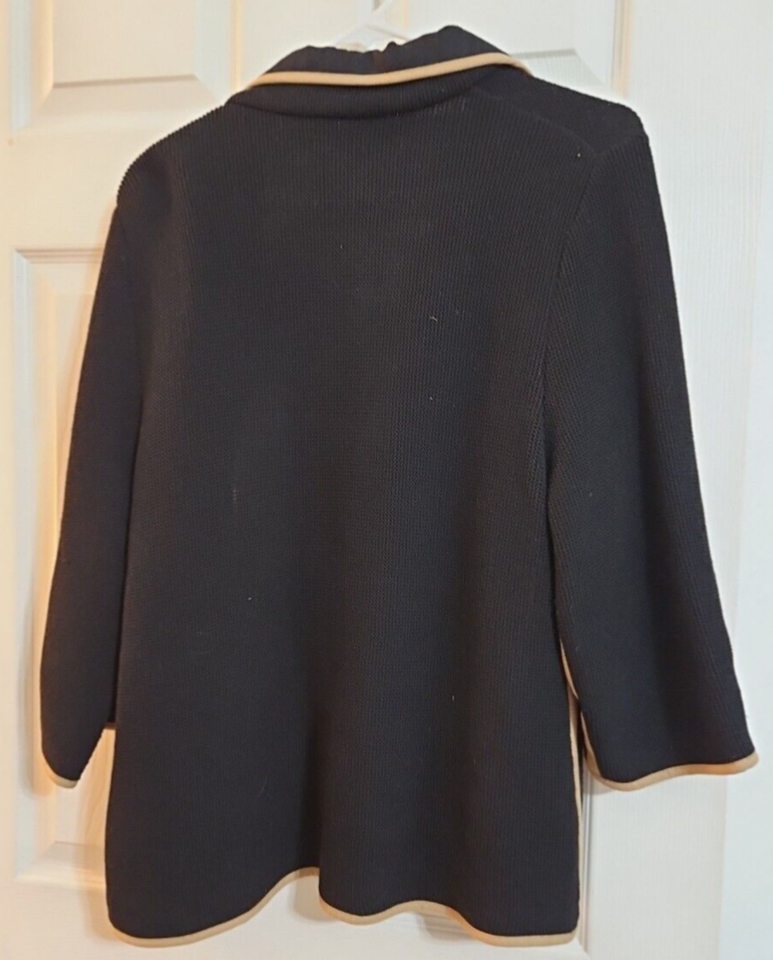 Jaskar Women's Black & Tan Cardigan Sweater Hand Painted Wooden Button ...