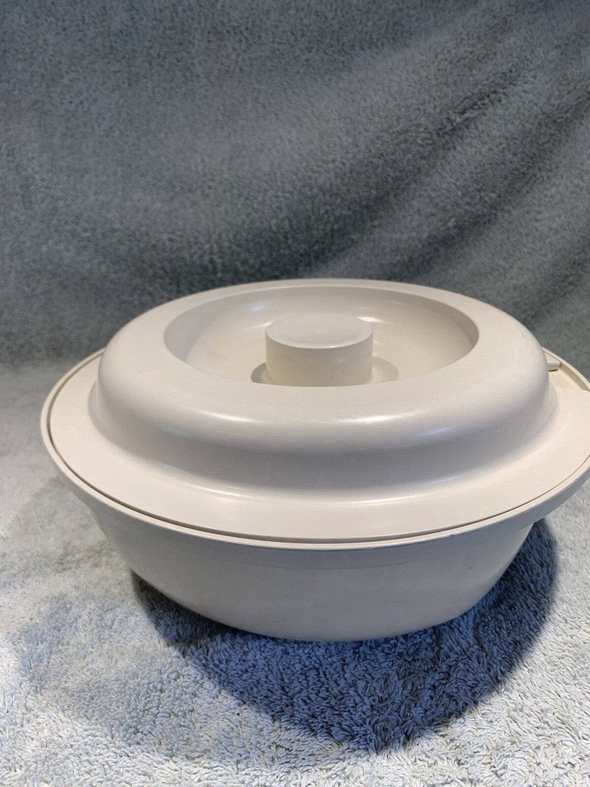 Tupperware Ultra 21 Round Casserole Dish W Lid 1545-1 Microwave And ...