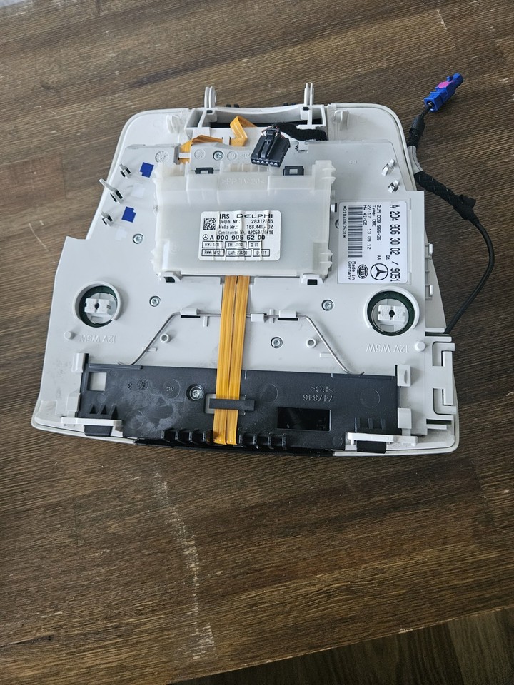 MERCEDES C CLASS W204 FACELIFT ROOF INTERIOR LIGHT WHITE AND BLACK ...