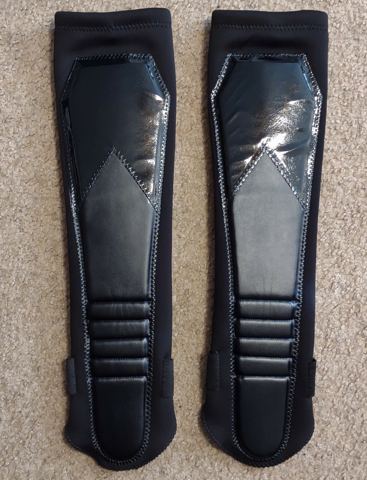 Pro Wrestling KICKPADS Black Shiny on Flat - Professional Gear - BRAND ...