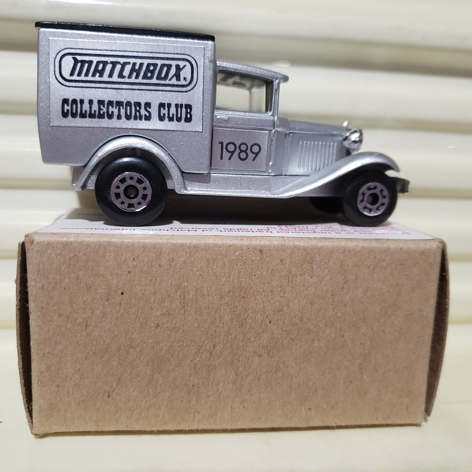 MATCHBOX COLLECTORS CLUB 1989 Silver MB38 MODEL A FORD VAN with COA ...