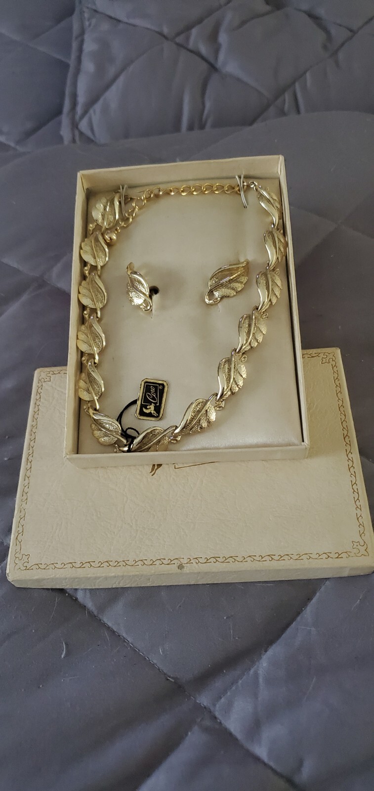 Vintage Coro Jewelry Set (In Original Box) - Gem