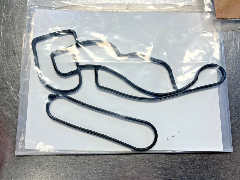 1842124C91 Genuine OEM International Navistar FORD Oil Cooler Mod SEALS ...