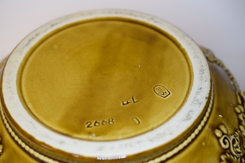 MARZI REMY RUM CIDER BEER WINE PUNCH TUREEN / BOWL 6 CUPS FEATURING ...