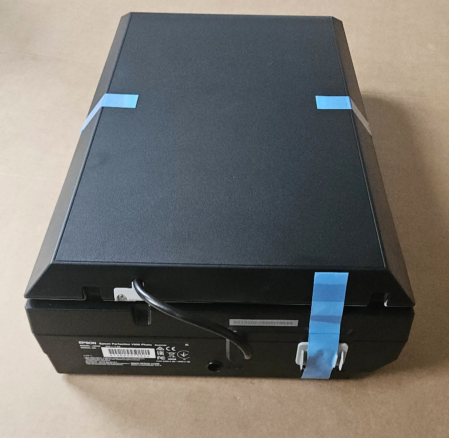 NEW Epson Perfection V550 Negative Film Digital ICE Scanner (Similar to ...