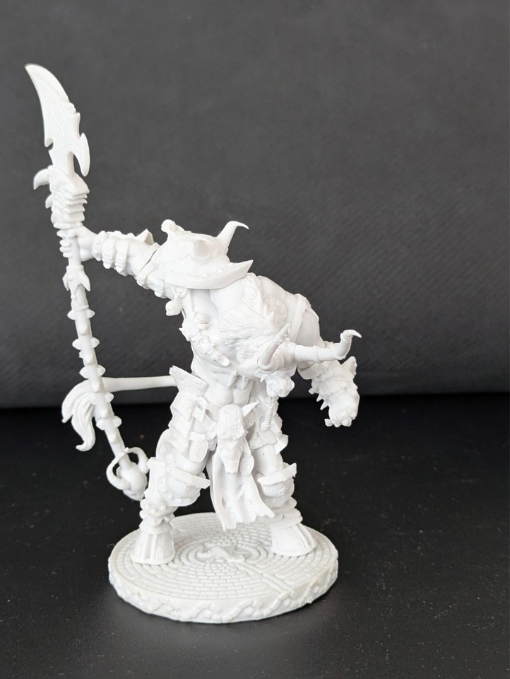 Reaper Miniatures Reaper Bones Classic 77376 MINOTAUR DEMON LORD ...
