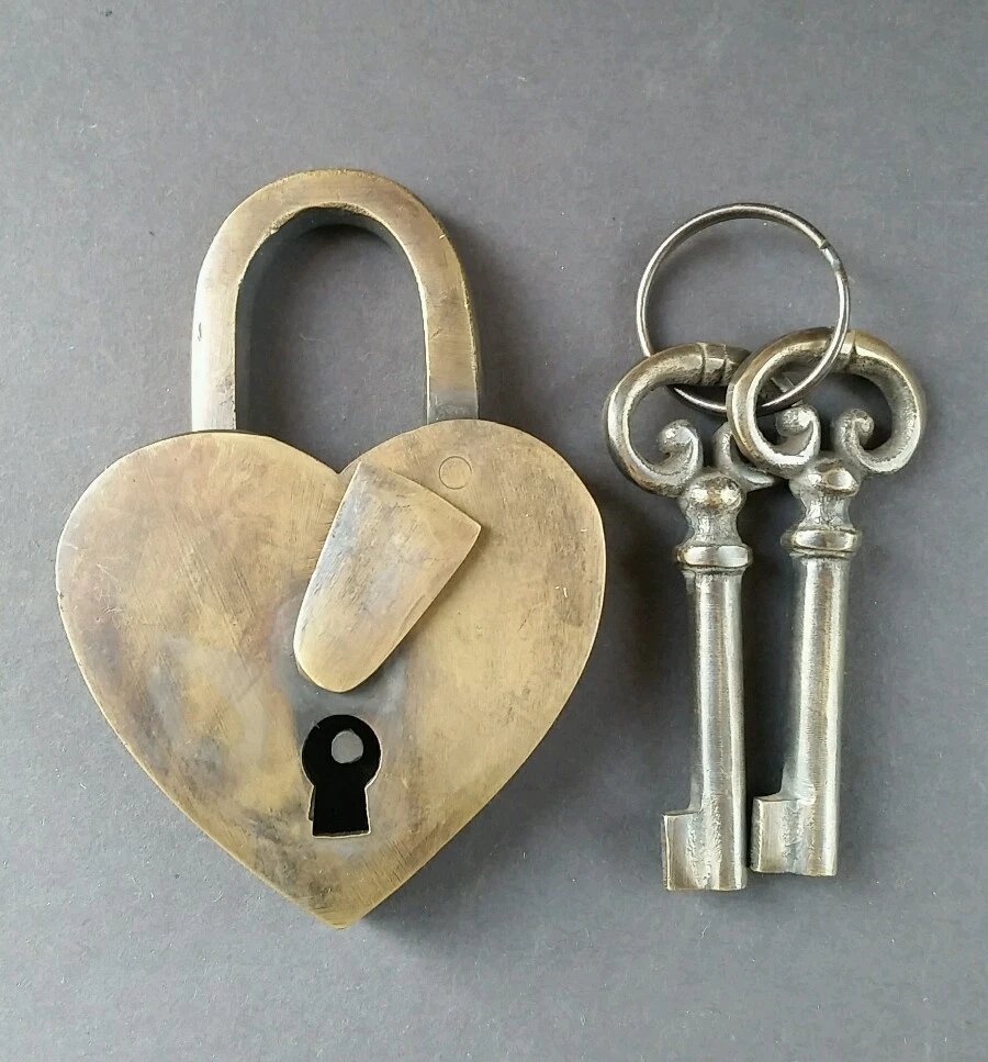 Heart Skeleton Keys And Lock