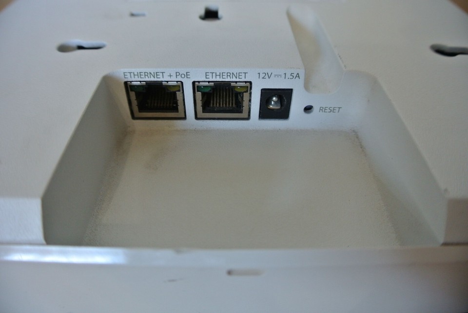 RUCKUS WIRELESS ZONEFLEX R700 DUAL BAND ACCESS POINT AP 901-R700-US00 ...