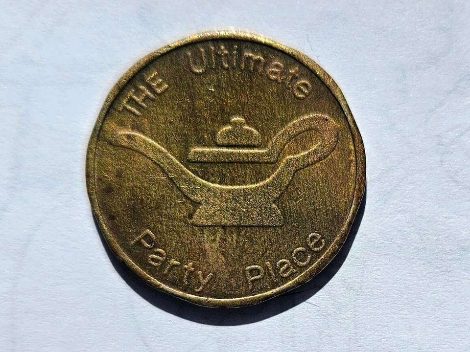 BALLY'S ALADDINS CASTLE ARCADE TOKEN - THE ULTIMATE PARTY PLACE MAGIC ...