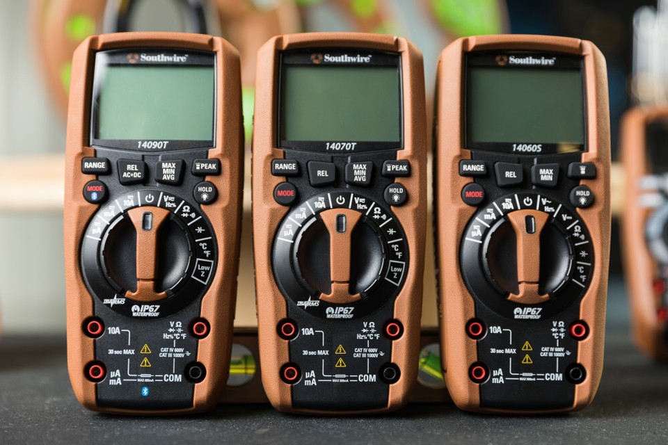 Southwire Technicianpro Auto Range Multimeter With Mapp Mobile App | eBay