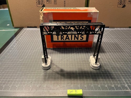 Lionel O Train 450 OPERATING METAL SIGNAL BRIDGE WORKS w/ Original Box ...