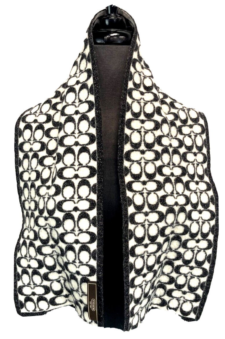 Coach Signature C Black And White Reversible Scarf - Gem