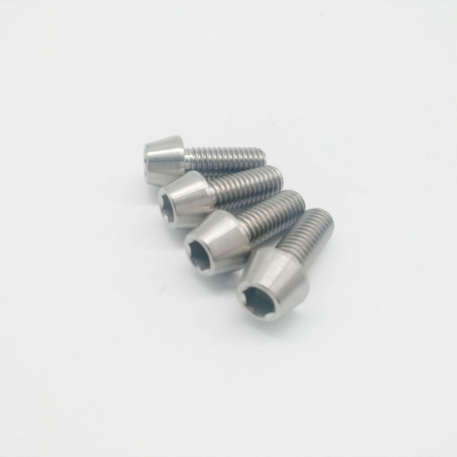 4pcs/lot Titanium Ti M8x20 M8X25 M8X30 M8x35 M8X40 Taper Head Screws ...
