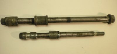 #0175 Honda VT700 VT 700 Shadow Front & Rear Axles | eBay