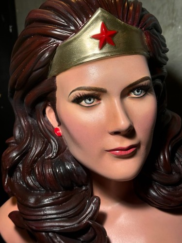 WWoman Lynda Carter Bust Statue | Hand-Painted by Fine Tekiko | Classic ...