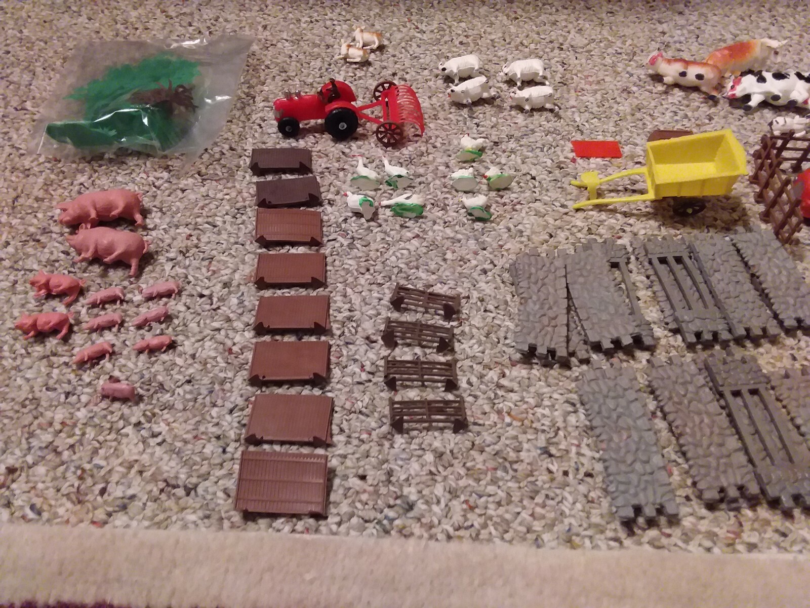 Vintage Farm Set. Made In Hong Kong Of Plastic #191A | eBay