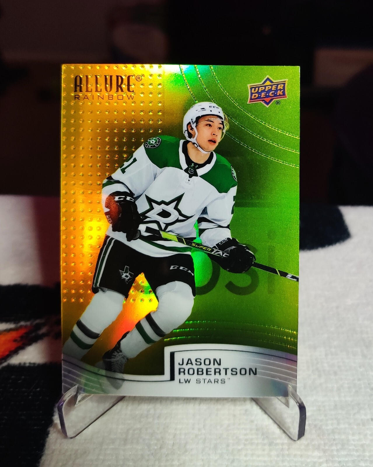 Jason Robertson 2021-22 Upper Deck Allure R-60 Yellow/Green Rainbow ...