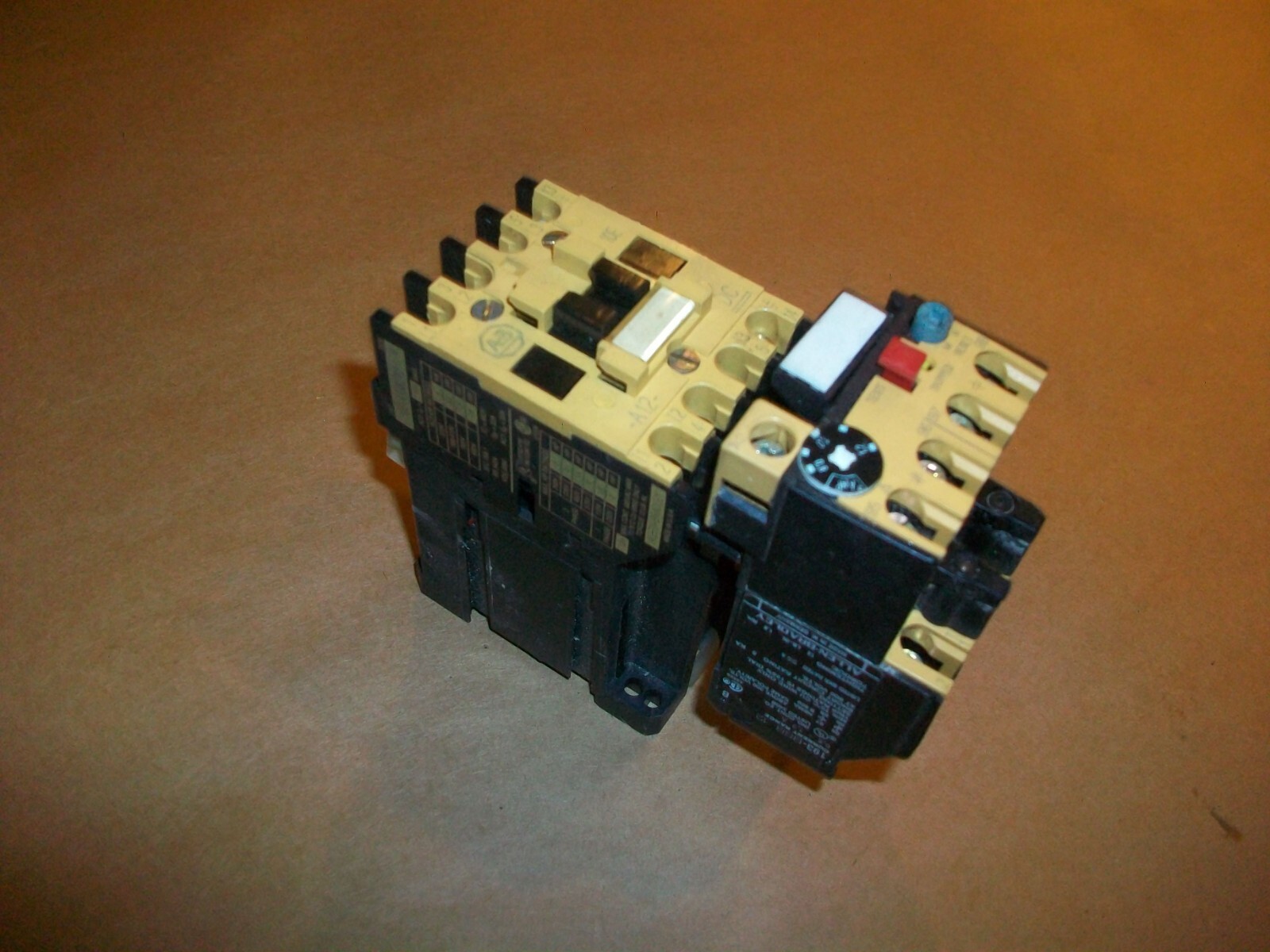 Allen Bradley Contactor 100-A12NZ*3 s/ 193-BSB12 OL | eBay