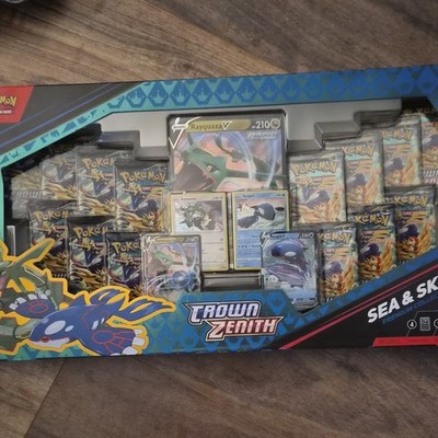 Pokémon TCG Crown Zenith Sea & Sky Premium Collection Box Rayquaza ...