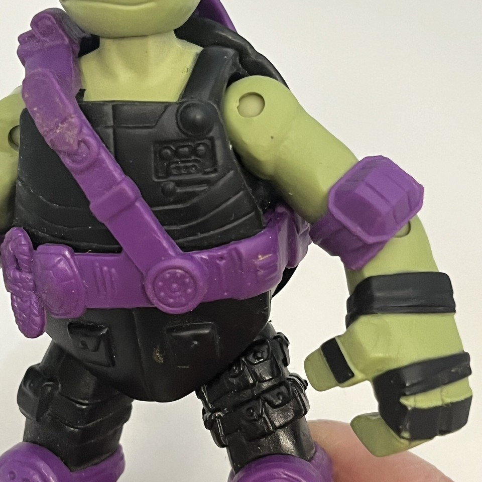 2013 Viacom Teenage Mutant Ninja Turtles Stealth Tech Donatello Figure ...