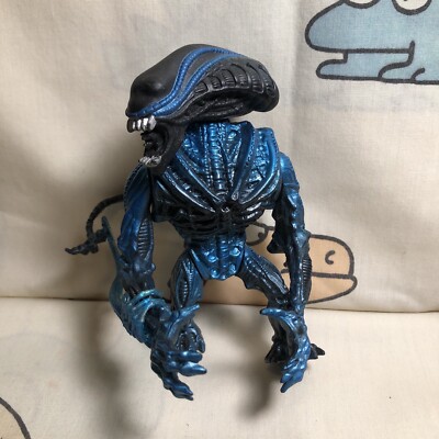 Vintage 1992 Kenner Aliens Blue Gorilla Action Figure With Face Hugger ...