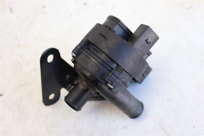 Mercedes Benz CLA45 AMG C117 2015 Auxiliary Water Pump A2118350364 J220 ...