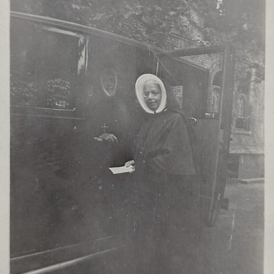 Snapshot Photograph Catholic Nuns In A Car | eBay