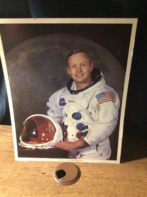 Neil Armstrong autograph 8'' x 10'' Official NASA Color Photo | eBay