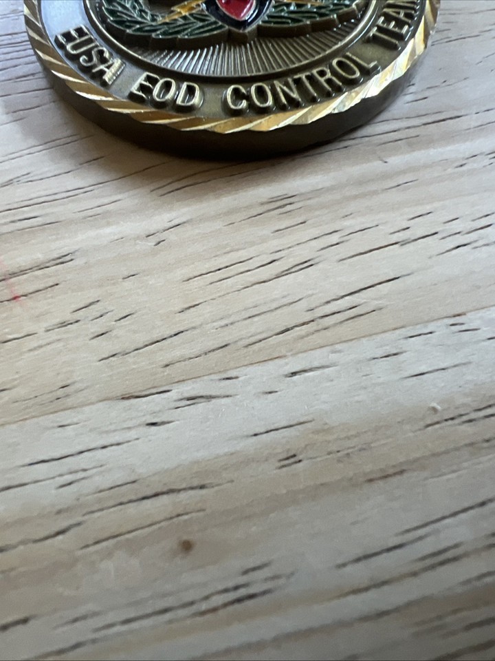 EUSA EOD Control Team Eighth US Army ROK Commanders Challenge Coin | eBay