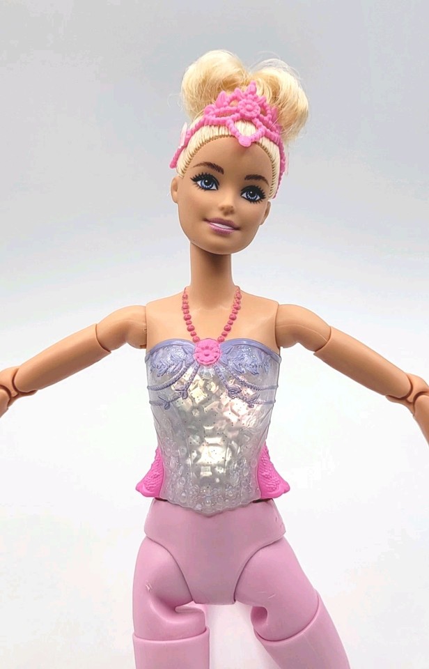 Barbie Dreamtopia Twinkle Lights Ballerina Doll Torso Lights Up Mattel ...