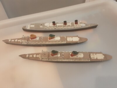 Vintage Hornby Minic Ships bundle, M704 USA X2 and M703 Queen Mary | eBay