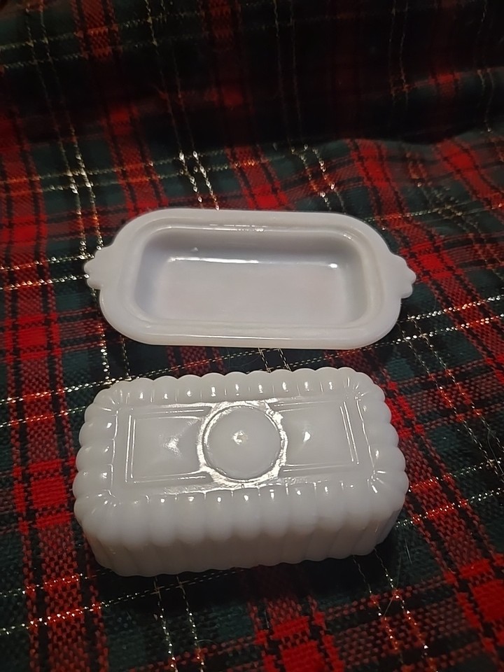 Vintage MINI BUTTER DISH Hazel Atlas WHITE MILK GLASS 1/2 Stick Plate ...