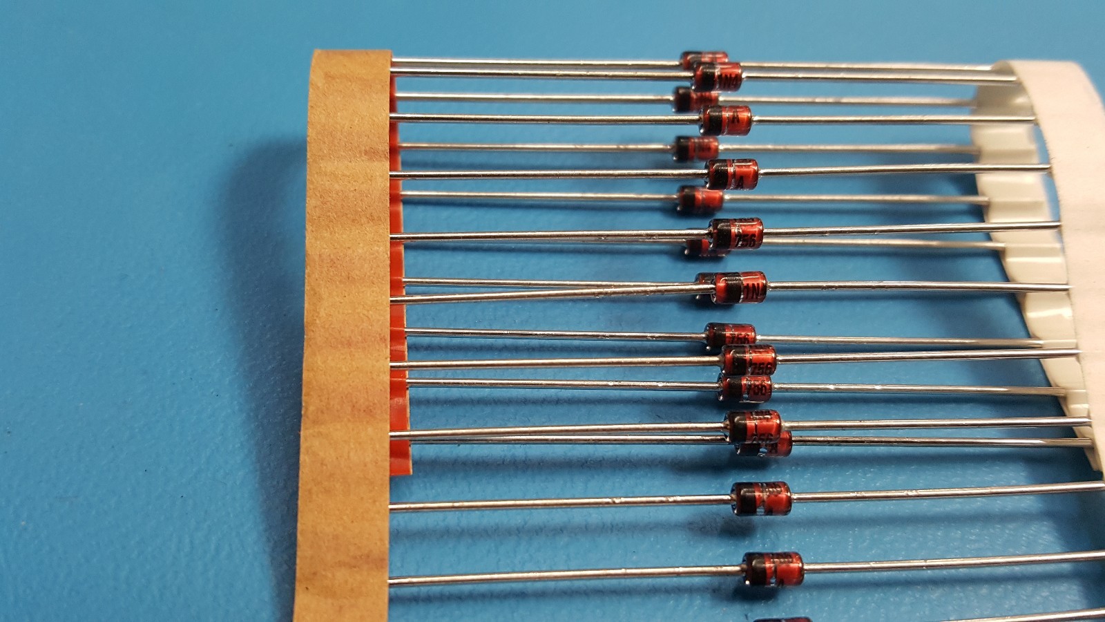 200 PCS 1N4756A ,DIODE ZENER, 47V, 1W, DO41, 1N4756A | eBay