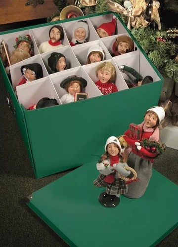 Byers' Choice Caroler Condo Figurine Storage Box #677 | eBay