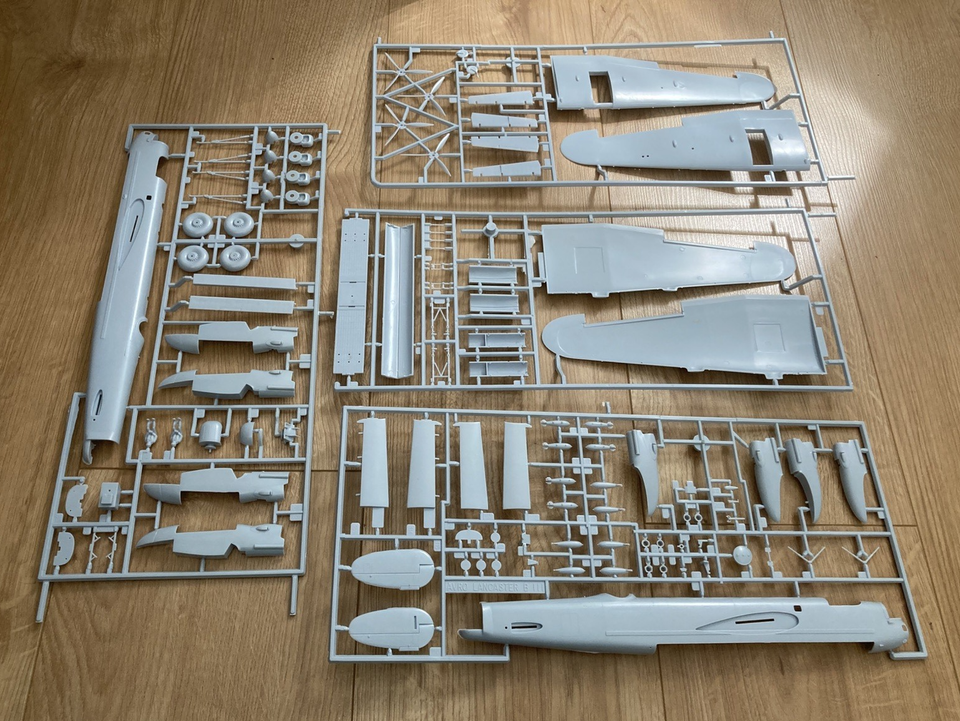 L283 Airfix Model Kit 08007 - Avro Lancaster B MkI/III - 1/72 | eBay UK