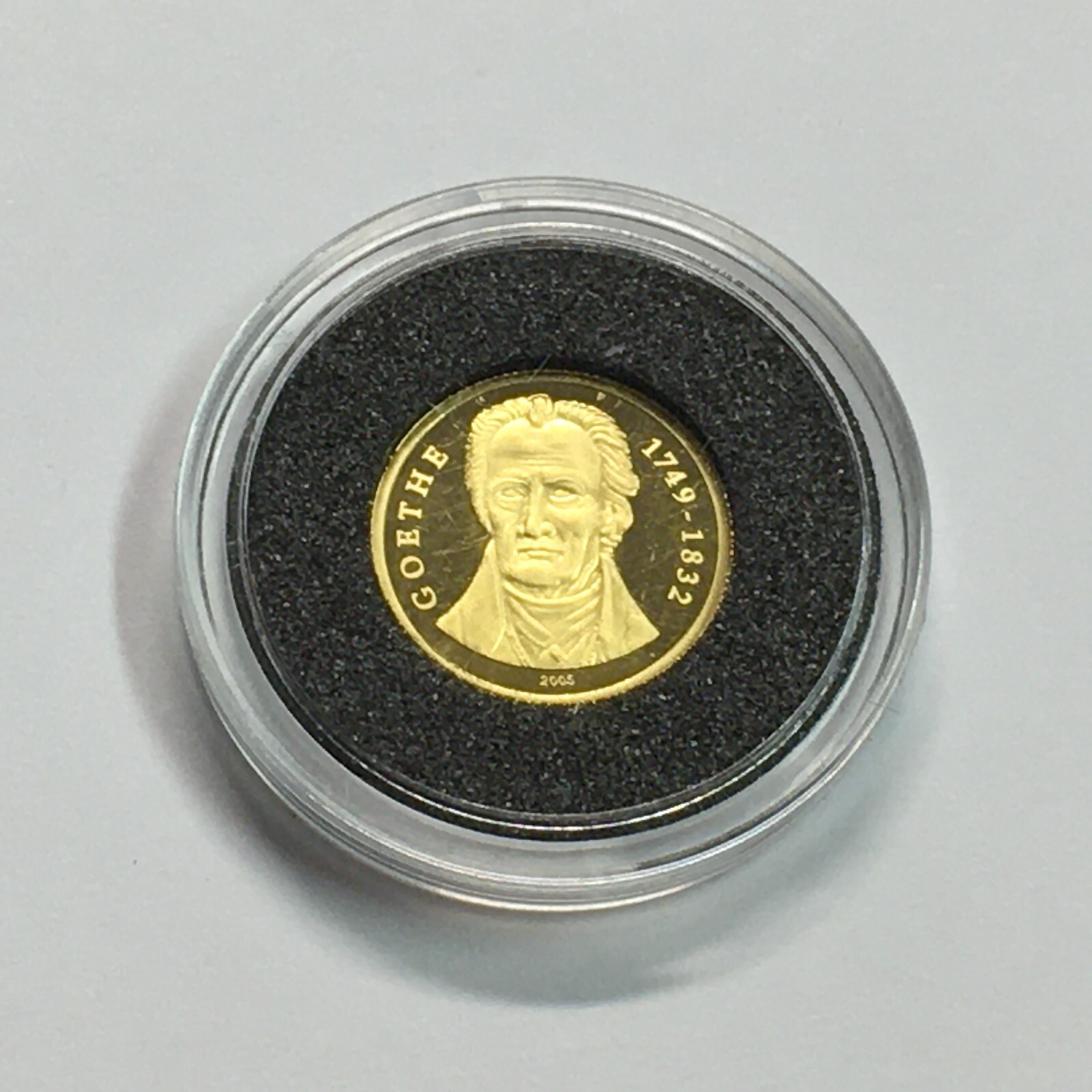 THE WORLD'S SMALLEST GOLD COIN, 999 Fine Gold, SELECTION (S2-1 | eBay