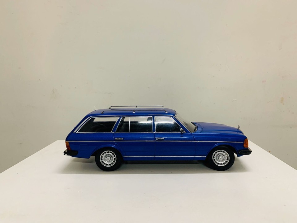 KK Models! 1:18 Scale Diecast Model Car Mercedes Benz 250T S123 Estate ...