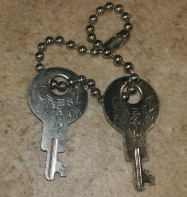 Pair (2) Vintage Crest Lock Co. Inc. Key No.73 USA Luggage Case Lock ...