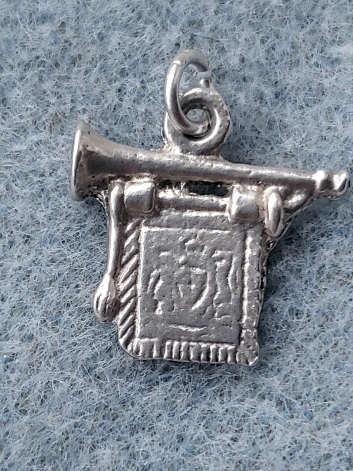 Rare Vintage Flag Royal Standard Bugle Sterling Silve… - Gem