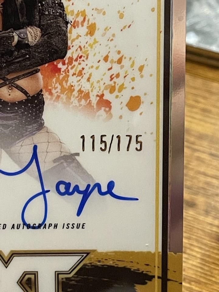 Jacy Jayne 2025 Topps Chrome WWE NXT Chrome Refractor Auto 115/175 | eBay