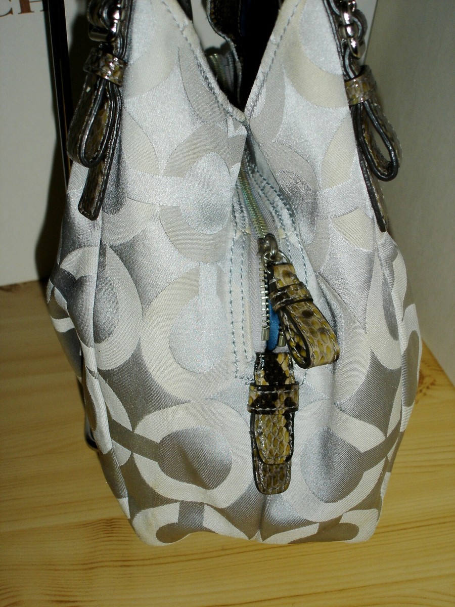 Coach Madison Op Art Ikat Coach Madison Maggie Op Art 2025