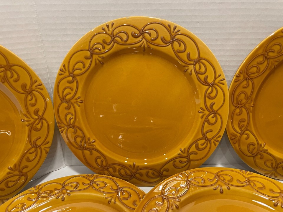 Le Poet-Laval France Mustard Yellow/Beige Raised Loop Border Salad ...