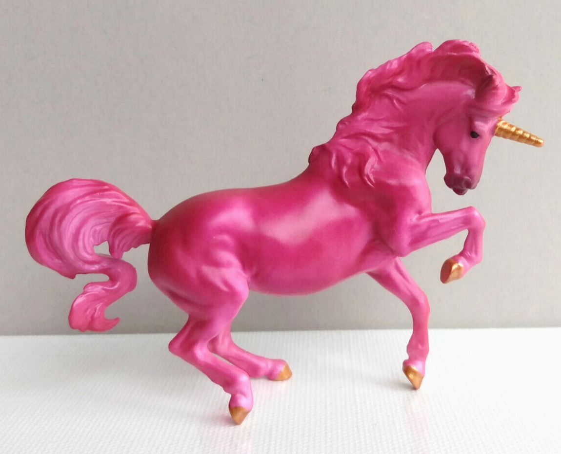 Breyer * Charmer * 6937 Sparkling Splendor Unicorn Stablemate Model ...
