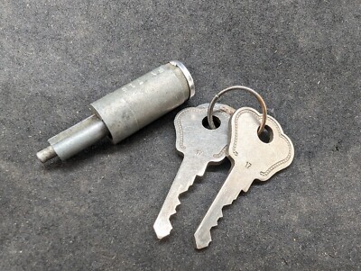 NOS LATE 1947 1948 FORD MERCURY GLOVE COMPARTMENT DOOR LOCK TUMBLER ...