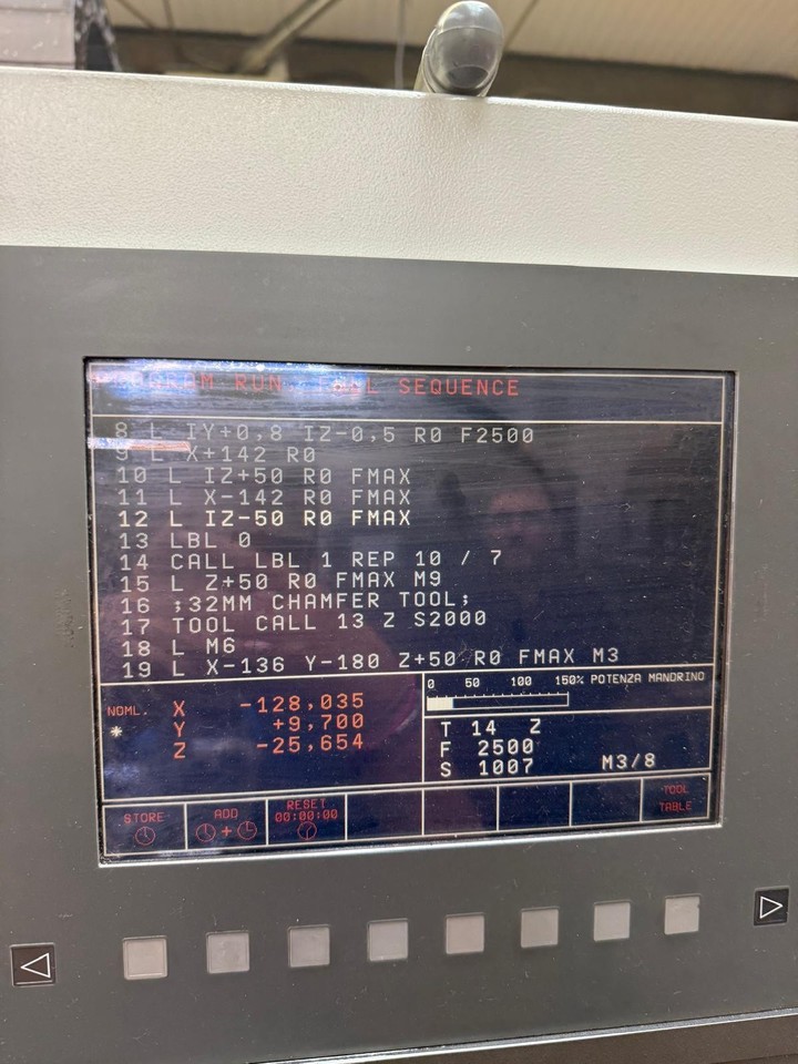 BRIDGEPORT VMC 600 DIGITAL 22 HEIDENHAIN CONTROL £9500.00 + VAT | eBay UK