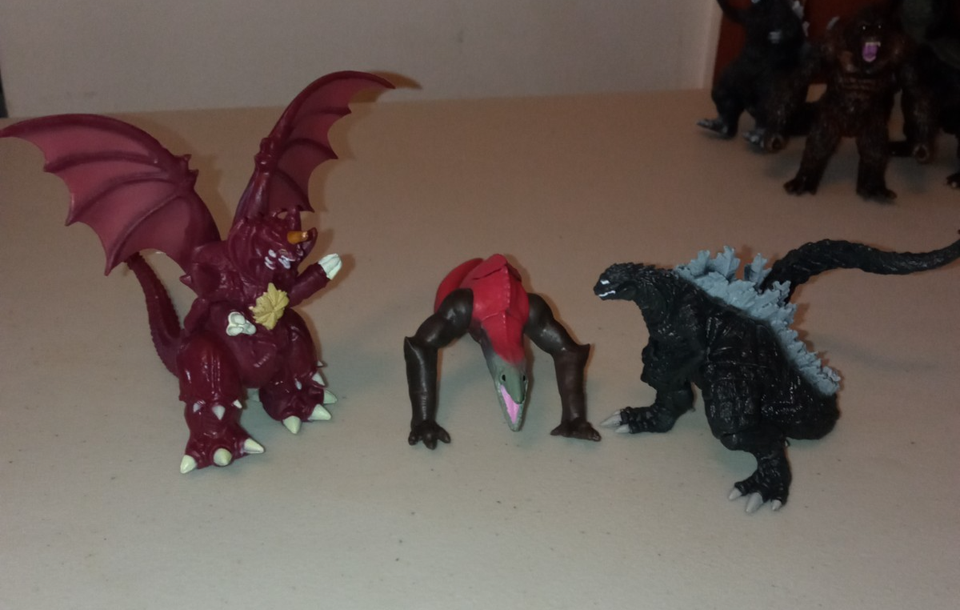 Godzilla mini figures, 11 in total, Unbranded | eBay