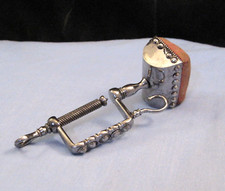 Fabricon Invisible Reweaver | Collectors Weekly