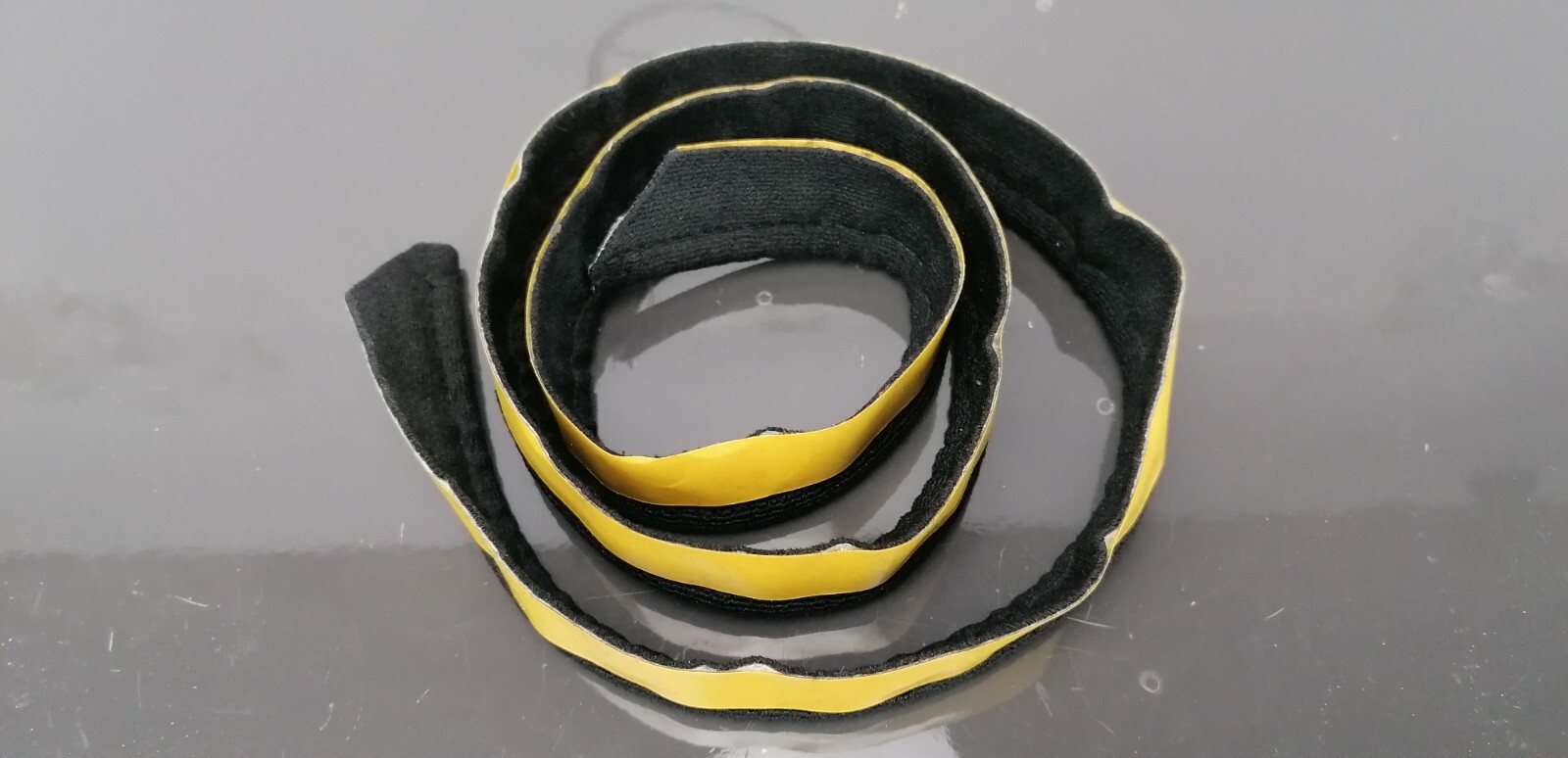 Original MERCEDES W123 B Pillar Inner Door Piping Wind Lace Lacing Trim ...