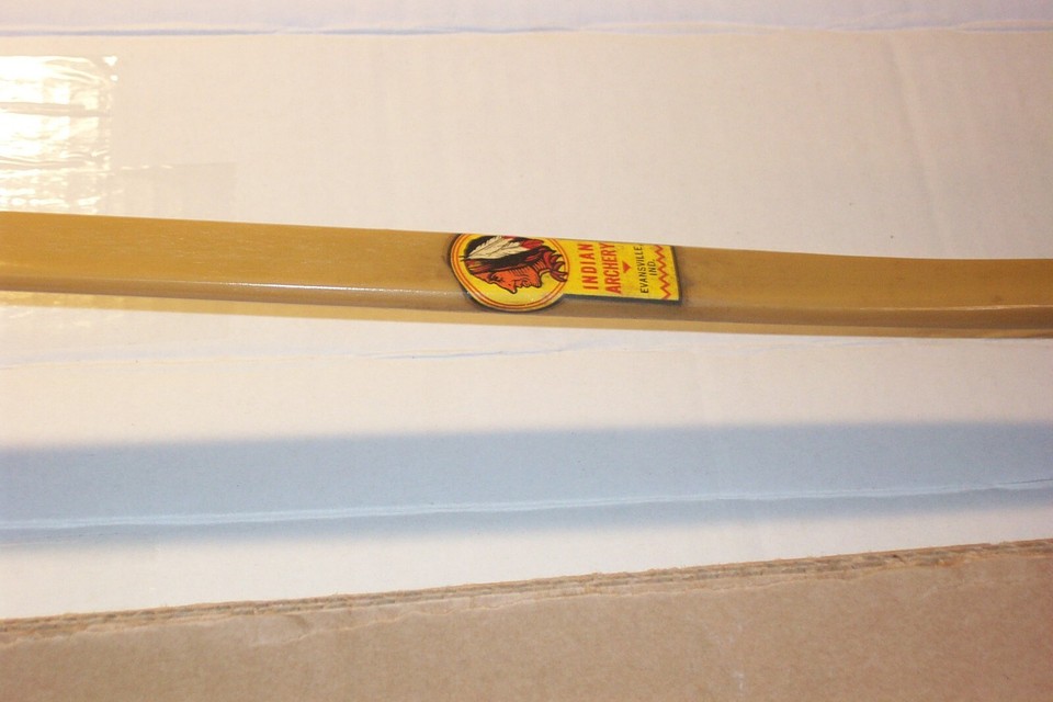 VINTAGE INDIAN ARCHERY RECURVE BOW, NO string - 52 inch Length ...