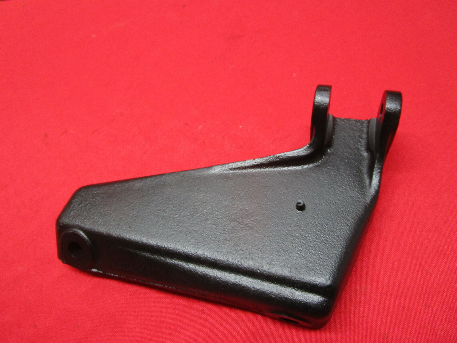 OEM 3167134 AMC RAMBLER 287 304 327 ALTERNATOR BRACKET 64 65 66 67 68 ...